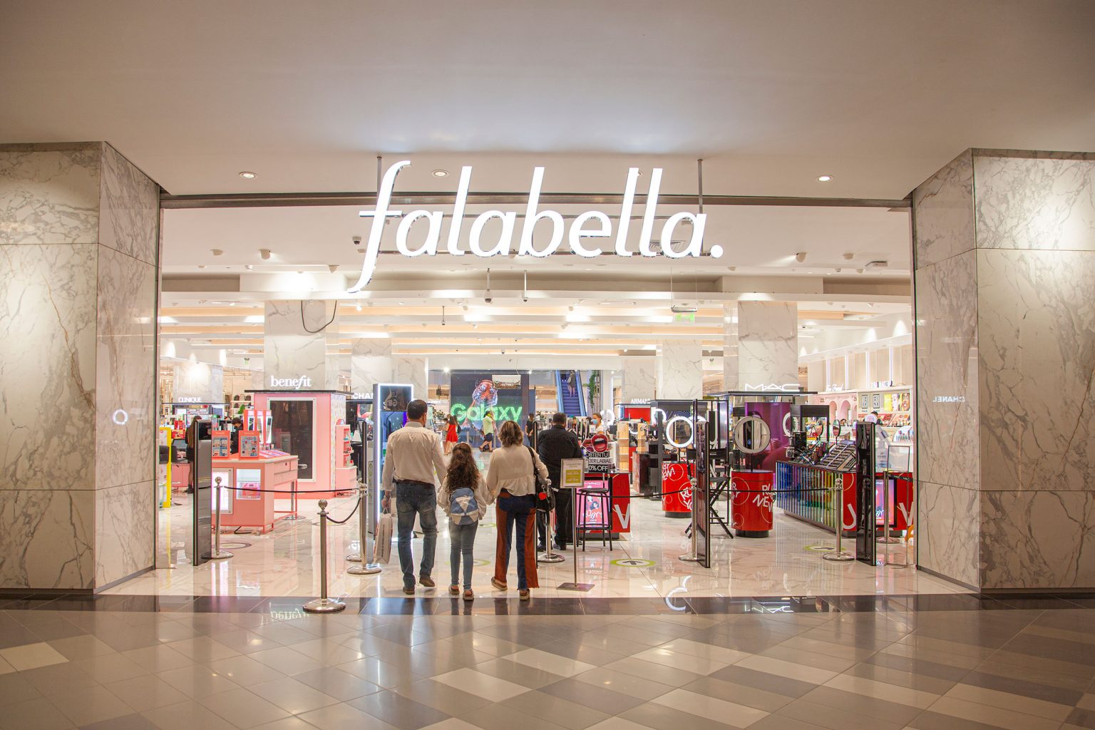 La histórica inversión de Falabella por US$900 millones para este 2026 ...
